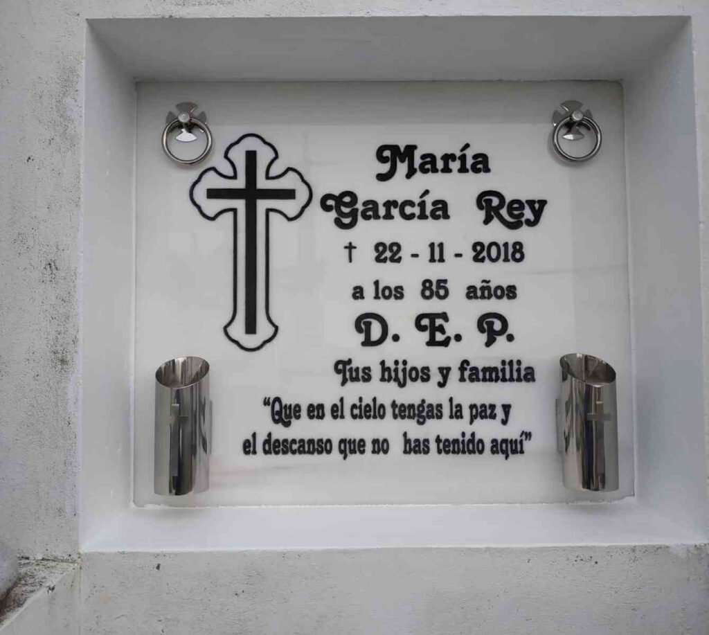 Lápidas para Nichos Grabadas | Modelos de Lapidas Modernas