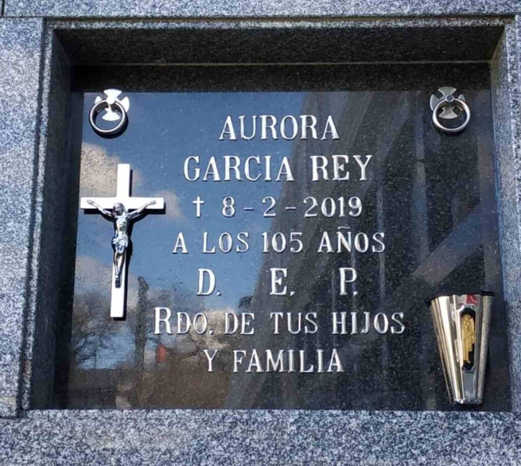 Lápidas para Nichos Grabadas | Modelos de Lapidas Modernas