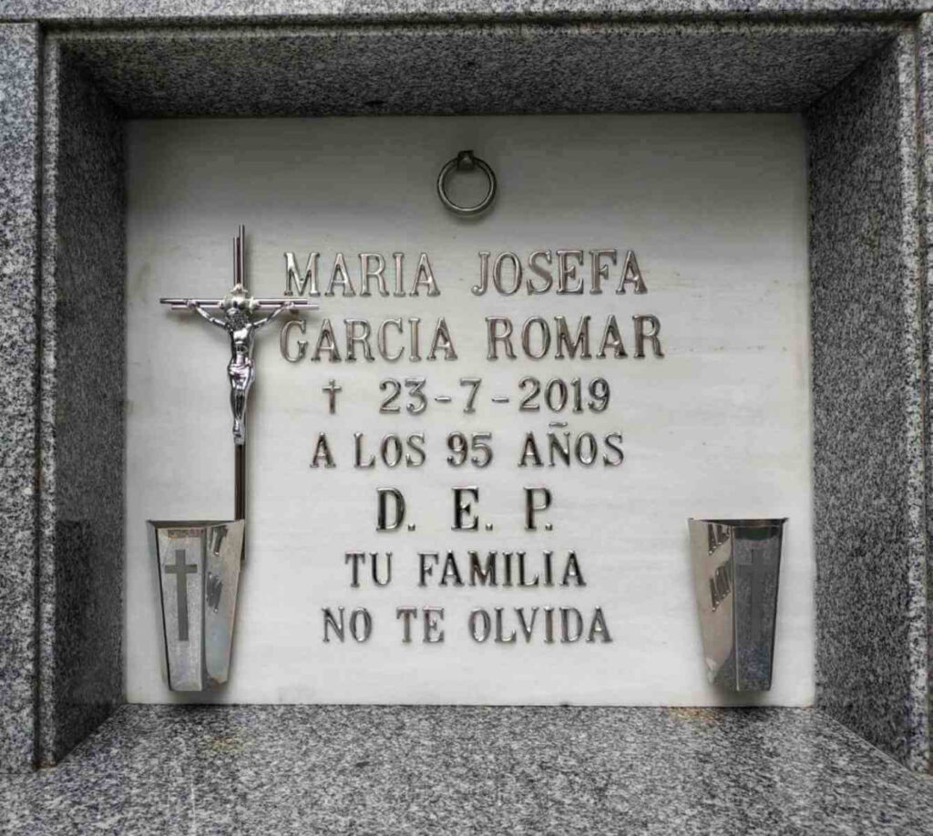 Lápidas para Nichos Grabadas | Modelos de Lapidas Modernas