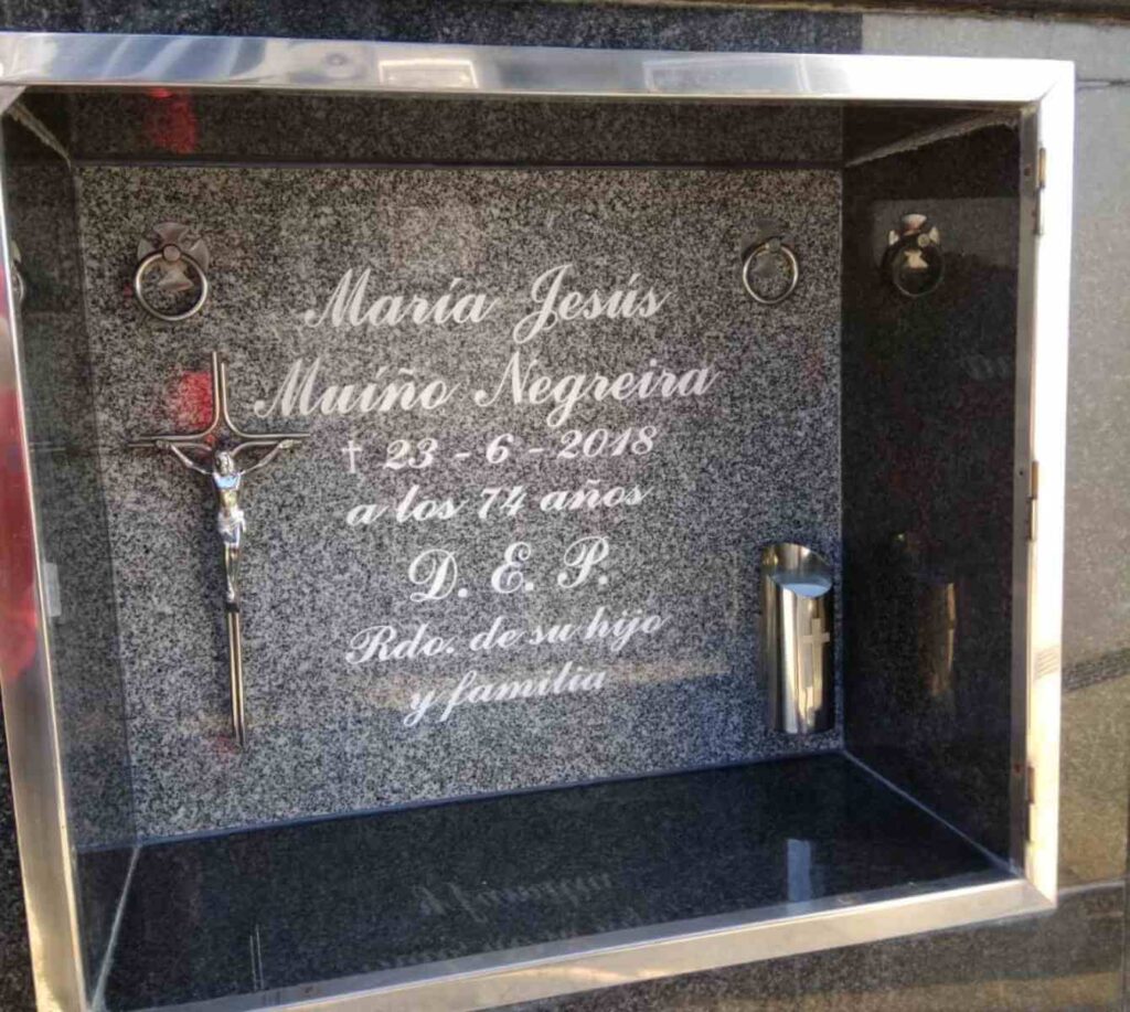 Lápidas para Nichos Grabadas | Modelos de Lapidas Modernas